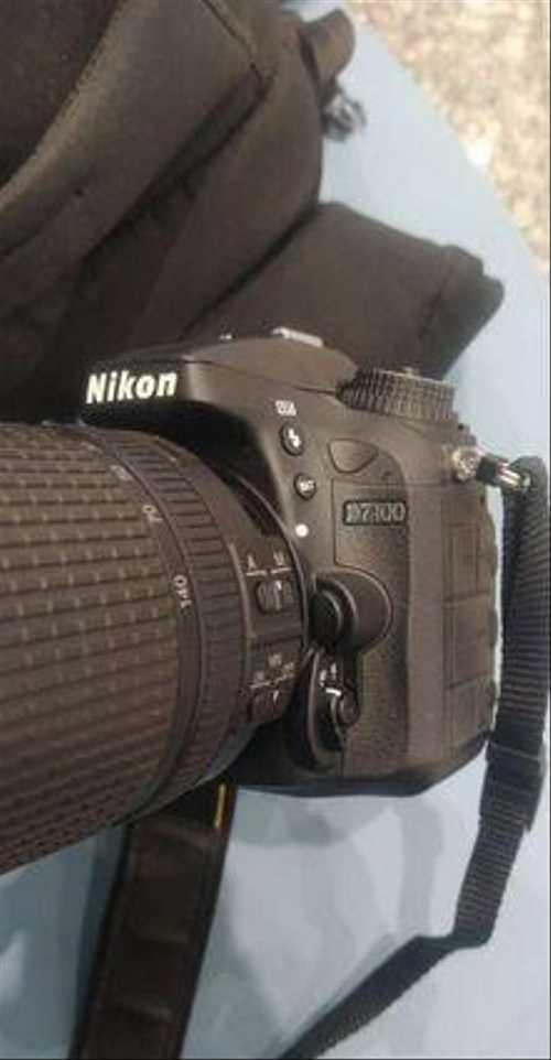 Nikon D7100 Kit AF-S Nikkor 18-140 mm VR