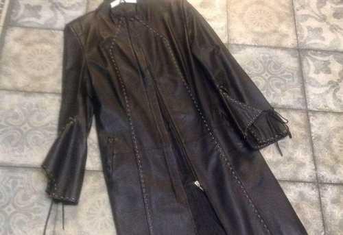 Финское кожаное пальто. Размер 42-44