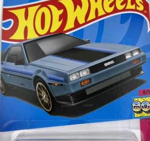 Hot wheels DMC delorean