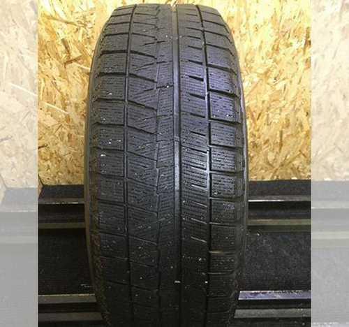 Bridgestone Blizzak Revo GZ 215/60 R17 96S