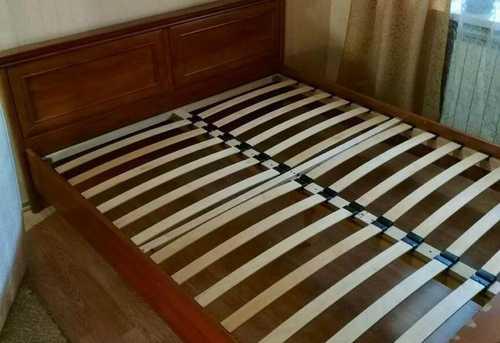 Кровать двухспальная 160 200 с матрасом и комодом