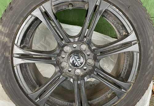 Диски Momo Corse 17 с зимней резиной Yokohama