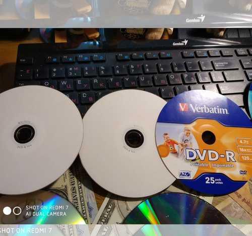 Диски DVD, CD, фильмы, музыка, подставка д/дисков