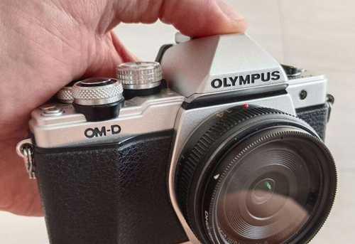 Фотоаппарат olympus om d e-m10 mark2