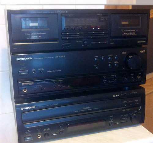 Pioneer. Hi-Fi AV система. LaserDisc