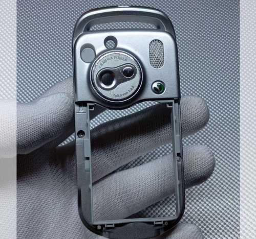 Sony Ericsson W600i. Задняя часть корпуса. Ориг