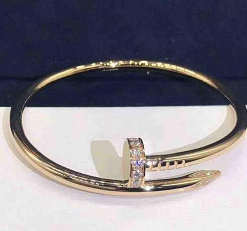 Браслет Cartier Juste un Clou из золота 0,68ct