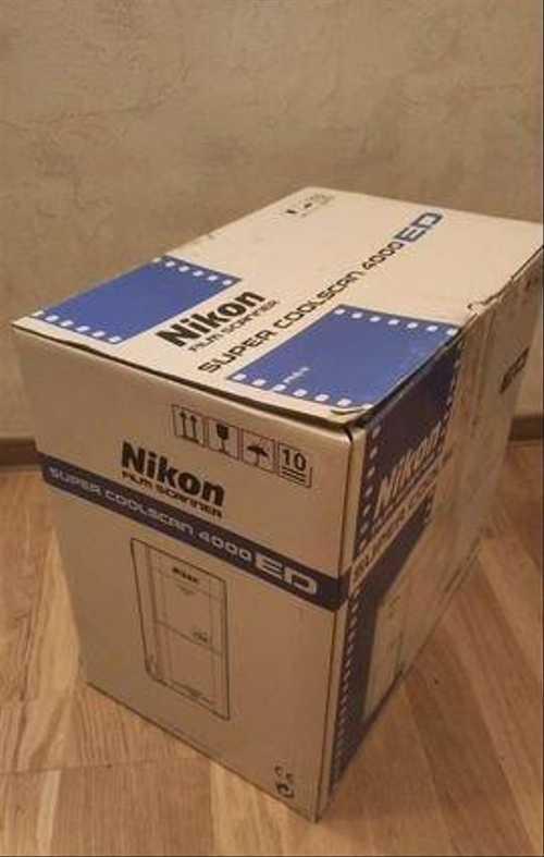 Пленочный сканер Nikon Super Coolscan 4000ED
