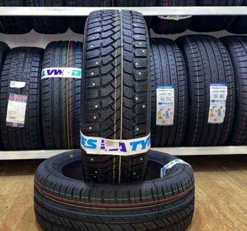 Viatti Brina Nordico V-522 215/55 R17 94T