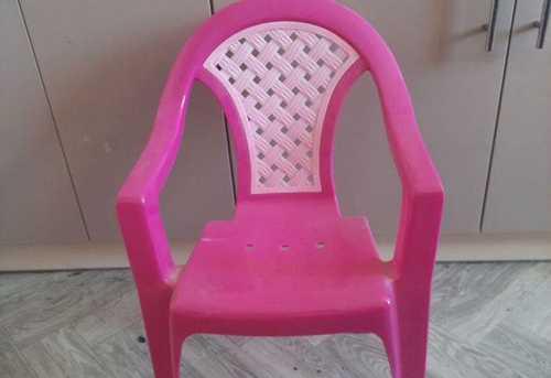 Детский стульчик пластик