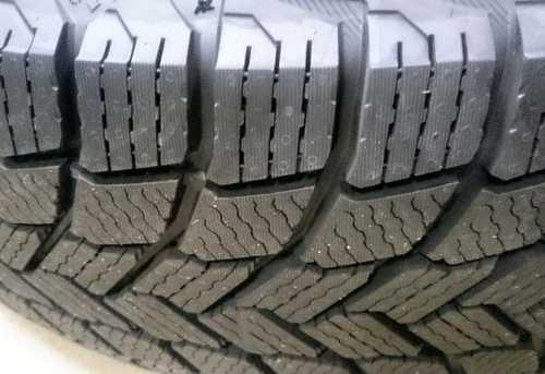 Michelin X-Ice Snow 245/40 R20 99H