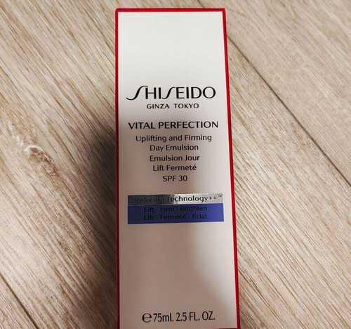 Лифтинг-эмульсия Shiseido