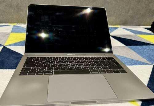 MacBook Pro 13 (2017), 256 ГБ, Core i5, 2.3 ГГц, RAM 8 ГБ, Intel Iris Plus Graphics 650