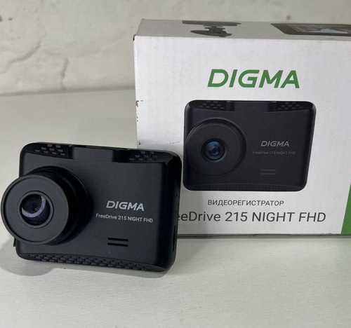 Видеорегистратор Digma FreeDrive 215 Night FHD