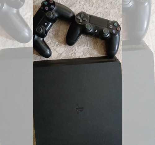 Sony playstation 4 slim