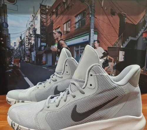 Баскетбольные кроссовки Nike Air Precision III