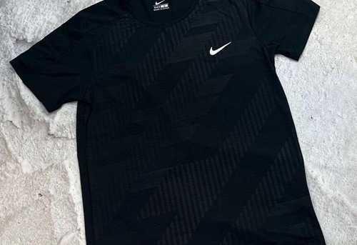 Футболка Nike dri fit