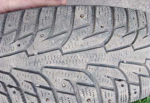 Hankook Winter I'Pike 215/65 R16 98T