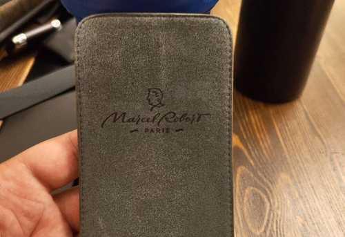 Чехол на iPhone 13 pro max Marcel Robert