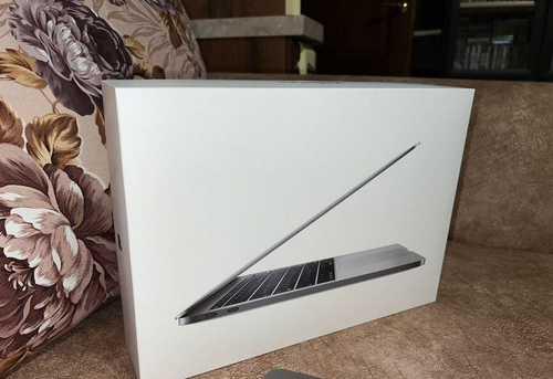 MacBook Pro 13 2017 Core i5, 8gb lpddr3, 256gb