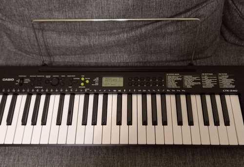 Casio CTK-240. Синтезатор