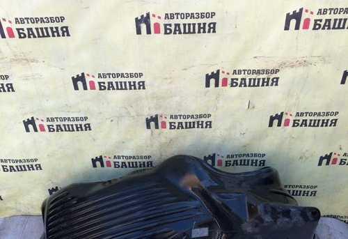 Подкрылок задний левый Mitsubishi L200 jlhfr6