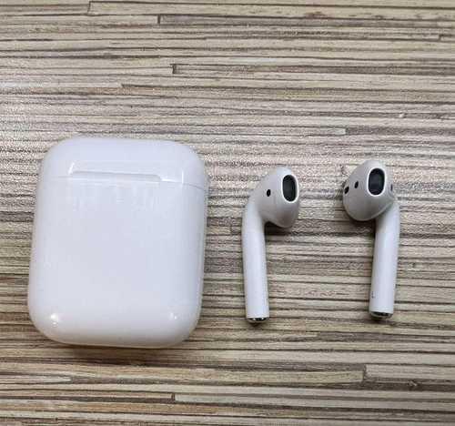 Airpods 1