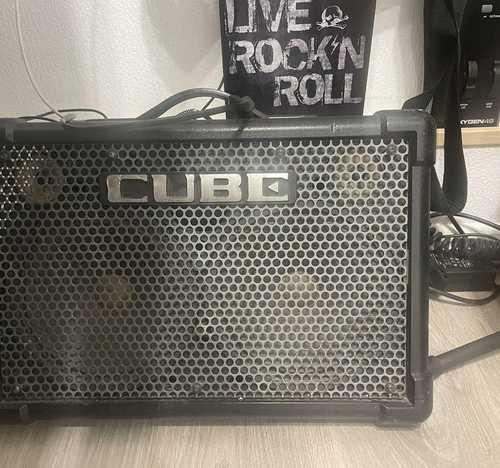 Комбоусилитель roland cube street