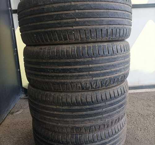 Nokian Tyres Nordman SZ 215/50 R17