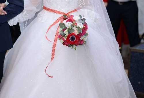 Свадебное платье пышное
