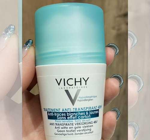 Vichy дезодорант ролик против белых и желтых пятен