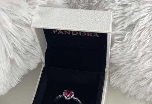 Pandora кольцо сердце