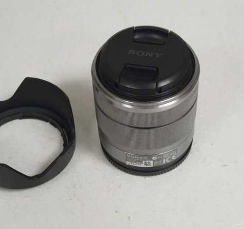 Sony E 18-55mm f/3.5-5.6 OSS