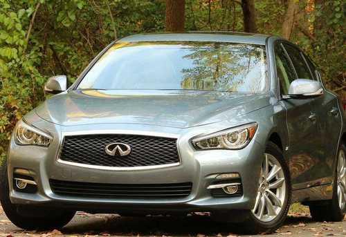 Лобовое стекло Infiniti q50