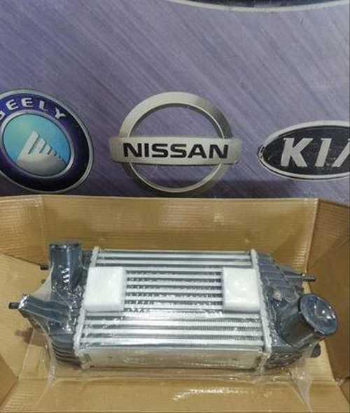 Интеркулер Радиатор интеркулера Nissan juke F15