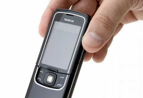 Nokia 8600 Luna