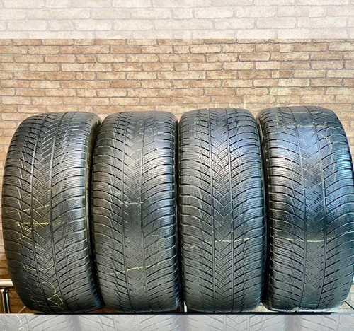 Bridgestone Blizzak LM-001 275/45 R20