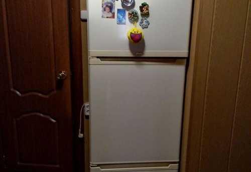 Холодильник бу 3 камерный