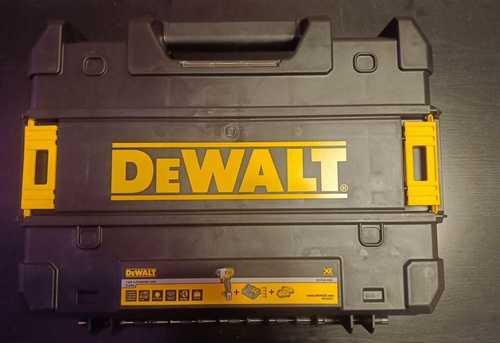 Шуруповерт dewalt 12v