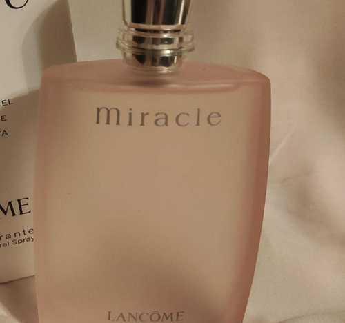 Lancome miracle. Eau deodorante