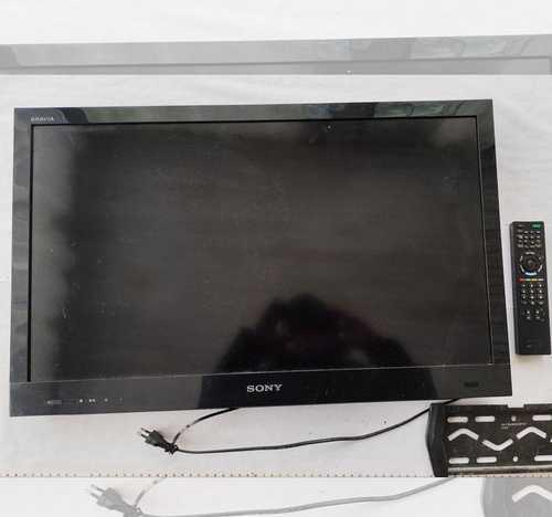 Телевизор Sony KDL-32EX720 в рабочем состоянии