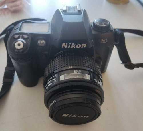 Nikon F80 + AF nikkor 35-70 MM