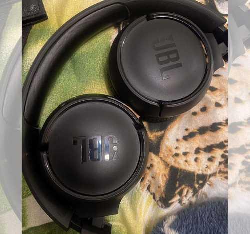 Беспроводные наушники jbl