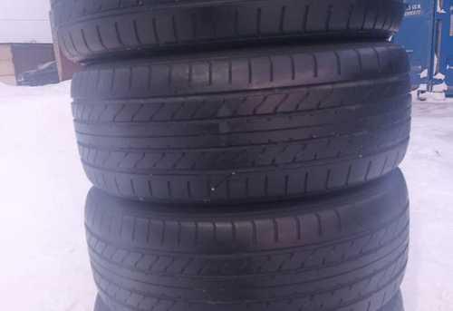 Yokohama Advan A10 215/50 R17