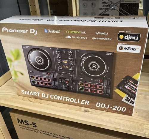 Pioneer DDJ-200 (новый)