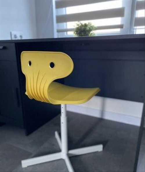 Желтый стул ученика IKEA Molte
