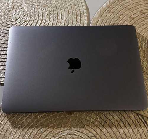 Apple Macbook Pro 2017 13 дюймов 256 Гб