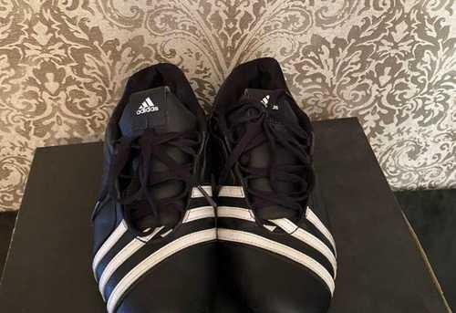 Кроссовки Adidas