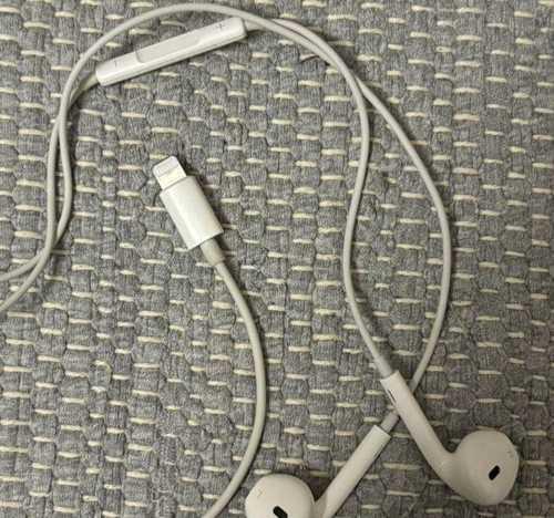 Наушники apple earpods lightning