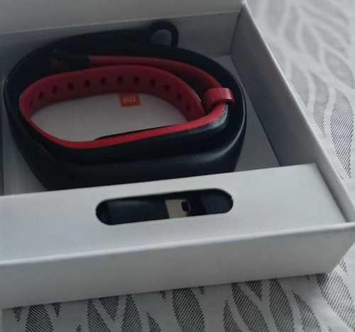 Фитнес браслеты xiaomi mi band и honor